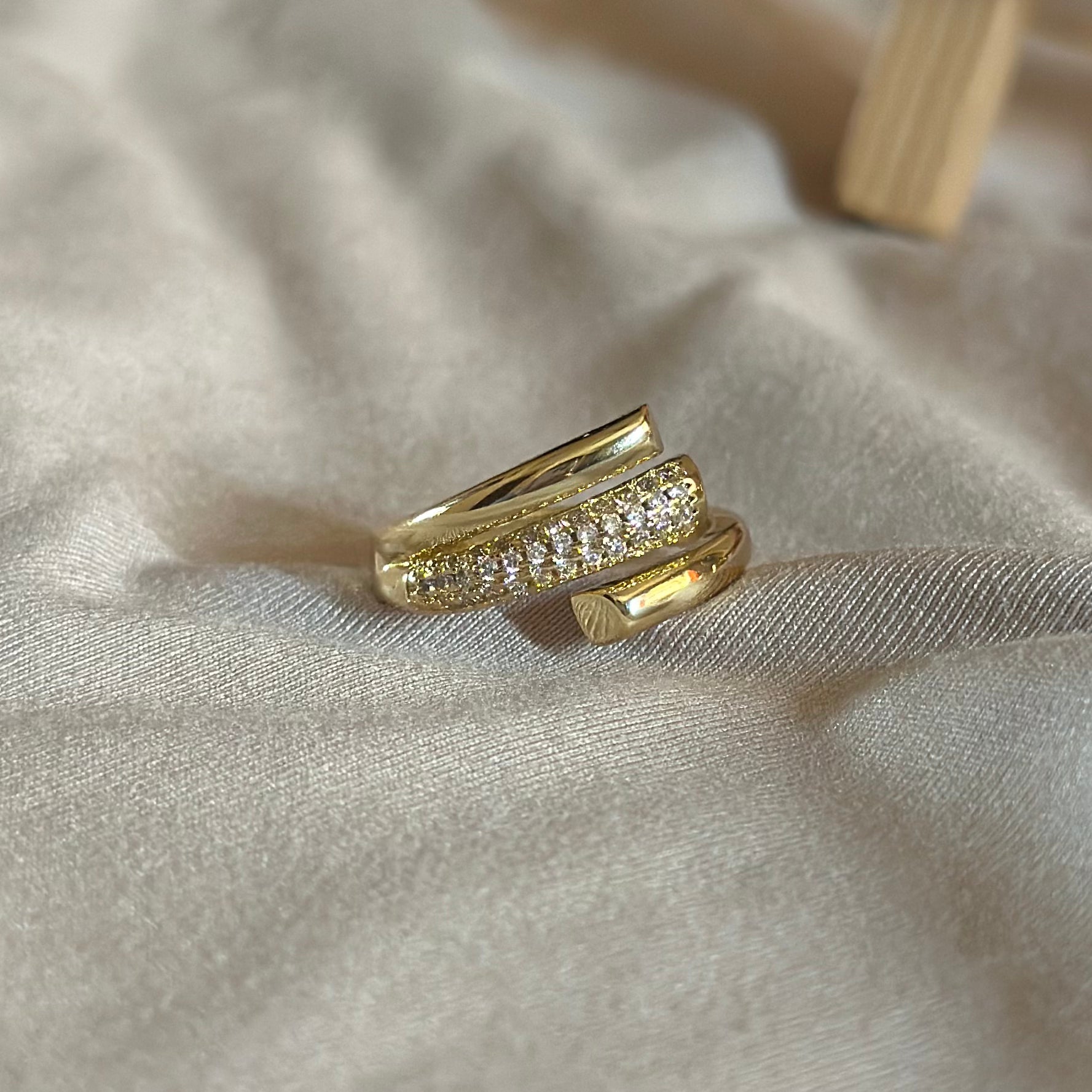 Skip to product information